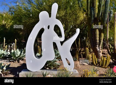Phoenix Az Usa November 17 2022 Sculptures By Internationally