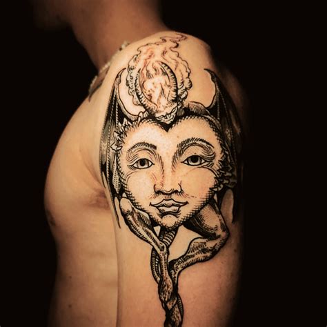 Roberto Dramis Etching And Blackwork Vis Tattoo And Piercing