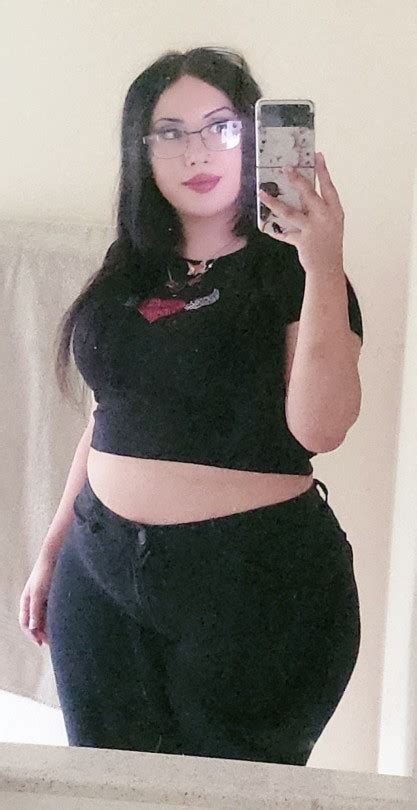 I Am So Surprised These Jeans Hold Back This Much Tumbex