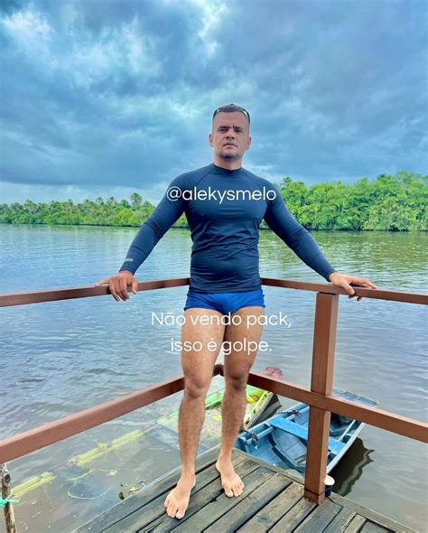 Alekys Leal Melo ⛱️🌴 Instagram