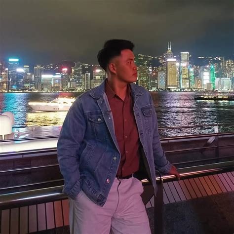 陳岳祺 Yueqichen • Threads Say More