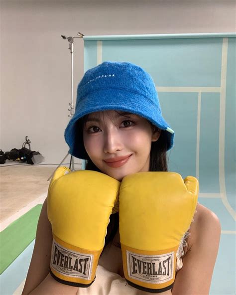 Pretty Momo R Momo