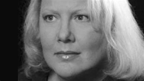 Nikki Finke Dead At 68 Cause Of Death Of Deadline Founder Known For