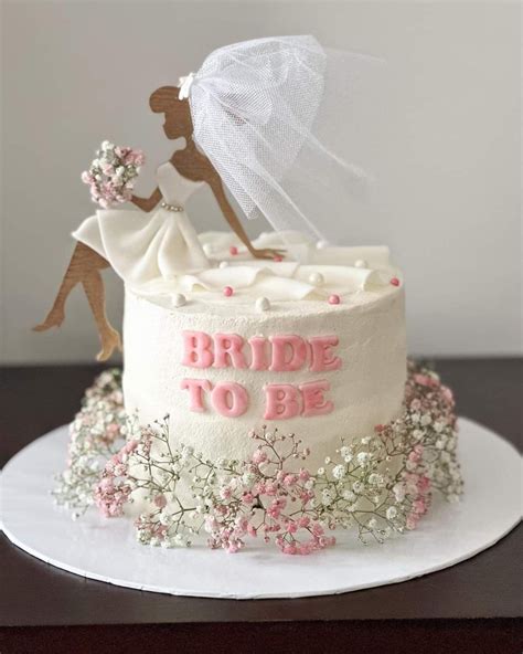 Best 13 15 Unique Bridal Shower Cake Ideas For Beginner And Pro Bakers