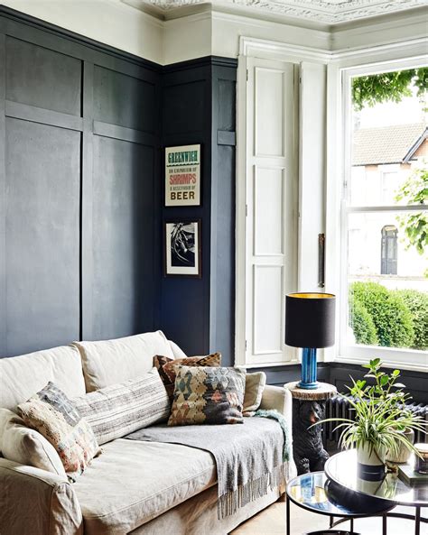 Pictures For Living Room Walls Uk Cabinets Matttroy