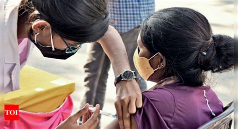 Covishield Side Effects Queries On Covishield Side Effects Reach Docs After Astrazeneca Report