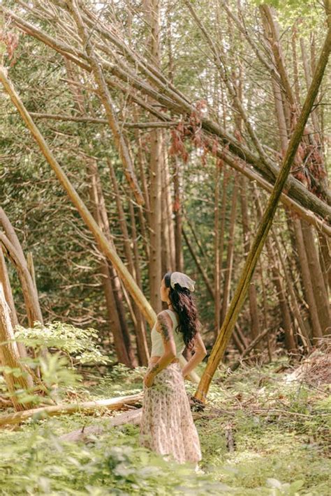 Women In The Woods Photos Download The Best Free Women In The Woods