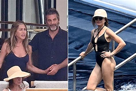 Jennifer Aniston And Hypnotist Jim Curtis Show Off Pda On Luxe Yacht