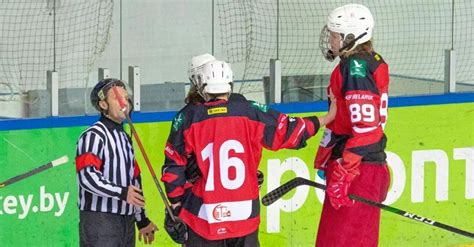 Taller Than Chara Teen Hockey Player Would Be Nhls Tallest Player