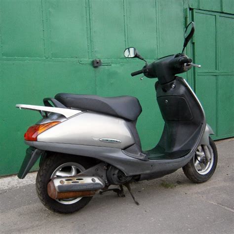 Скутер Honda Lead 100 JF-06 (Хонда Лид)