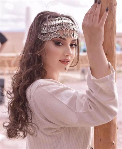 پاسخ منفی زیباترین بانوی جام جهانی به خواستگاری بازیکن مراکش بتاکاپ