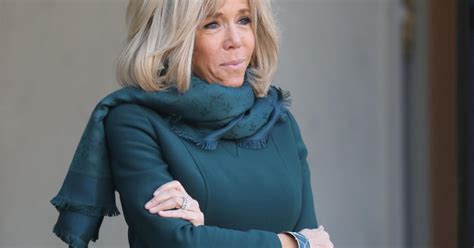 سرخوشی جسورانه پاریسی در سبک لباس پوشیدن بریژیت ماکرون، بانوی اول