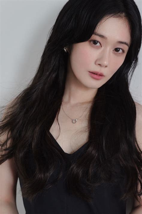 장나라 새로운 굿파트너 찾았다laelbnc와 전속 계약 전자신문