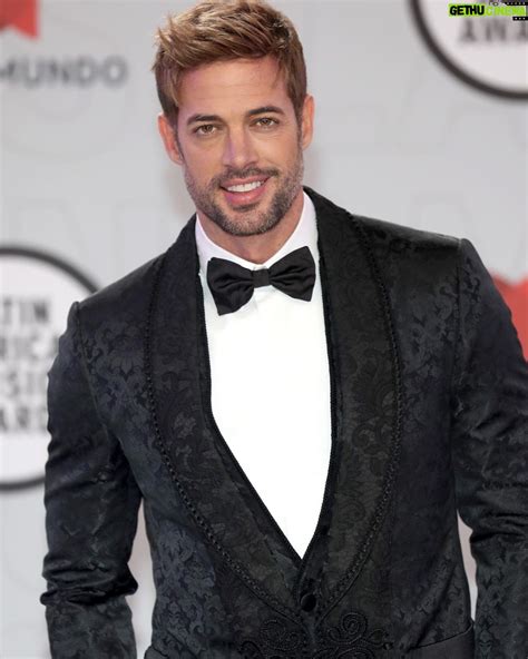 William Levy Instagram Anoche En Latinamas Gracias Dolcegabbana Claudiafashions