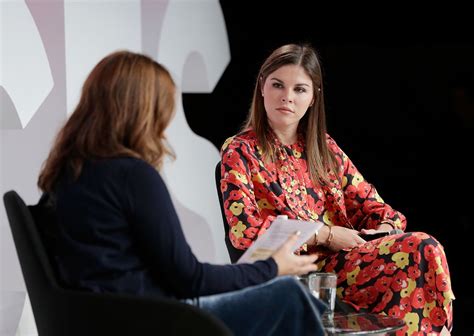 Tell All Book Lifts The Lid On Troubled Beauty Brand Glossier Cnn