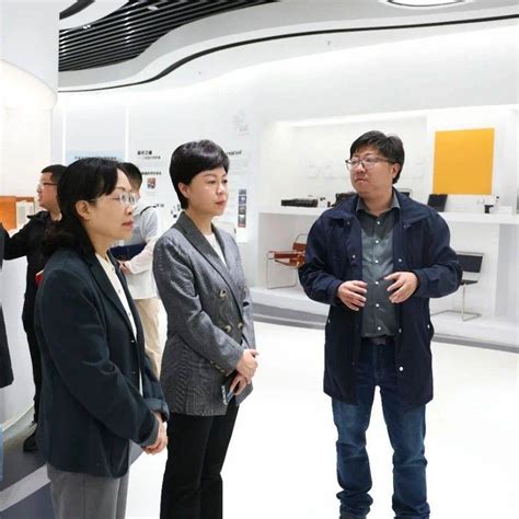 刘俐莎副主任率队调研现代化产业体系建设重点项目企业跟踪服务财经委