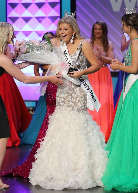Emily Hamilton From Mount Si High School Cheerleader To Miss