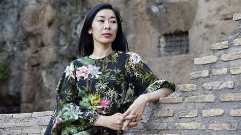 ‘intimidades De Katie Kitamura