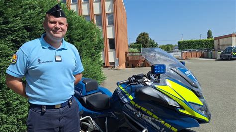 Pourquoi Le Capitaine Alexis Devick Seconde T Il Lescadron De Gendarmes De Lorne Sans Avoir Le