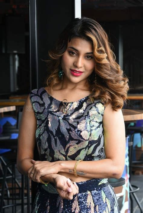 Big Boss Fame Actress Hamida Thanks Meet Photos 09 142837 Kollywood