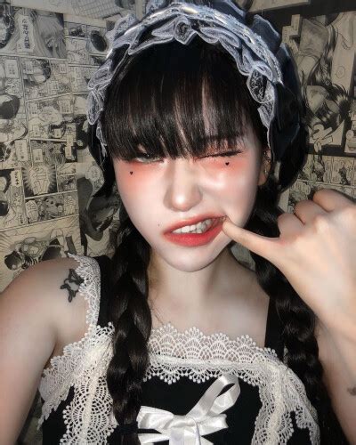 Naughty Rabbit 堆糖，美图壁纸兴趣社区