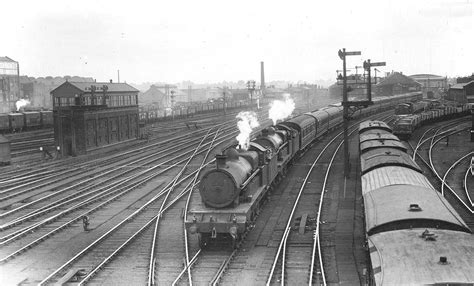 Rugby Station Ex Lnwr Claughton Class 4 6 0 No 5956 Is Piloting Ex Lnwr Claughton Class 4 6 0