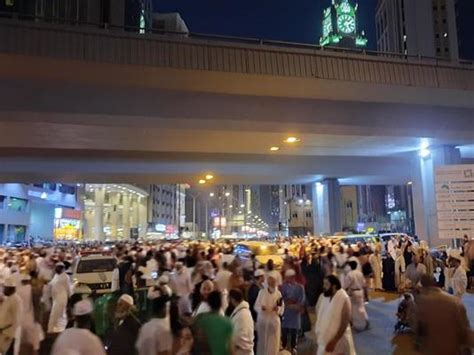 Makkah Night Stock Photos Images And Backgrounds For Free Download