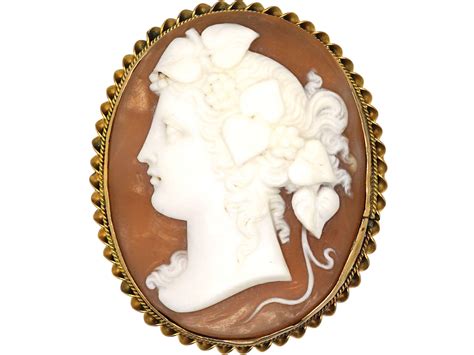 Victorian 15ct Gold And Shell Cameo Brooch Of A Classical Ladies Head