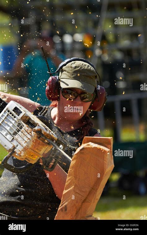 Chainsaw Sculpture By The Chainsaw Chix Annual Freds Pass Rural Show