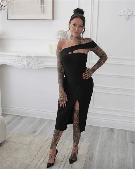 Hélène Boudreau Soffre Une Séance Photo Très Particulière Pour Elle Québec Stars