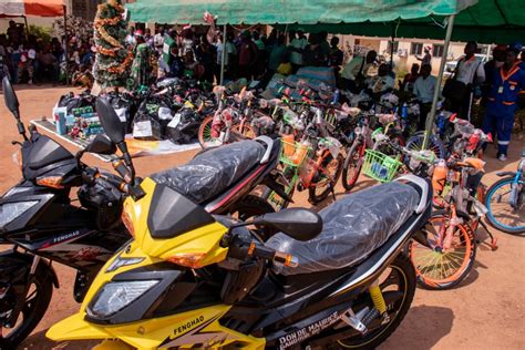 Fête De Fin Dannée à Botro Le Maire Nguessan Ngoran Et Dr Kouassi