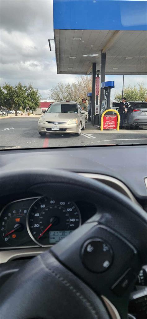 Oc Big Ass Arrow Still Gets It Wrong Ridiotsincars