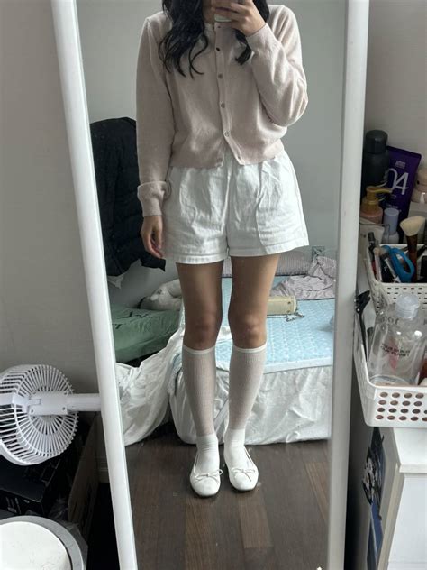 [잡담] 지굼 나가려고하는데 이렇게 입은거 이상해 인스티즈 Instiz 일상 카테고리