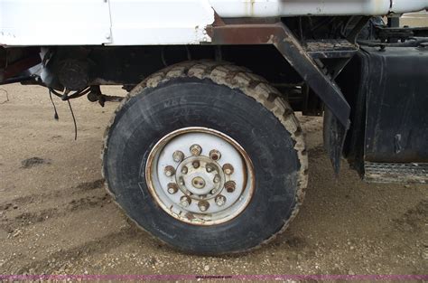 1975 Mack Dmm 600 Truck In Sedalia Mo Item 5762 Sold Purple Wave