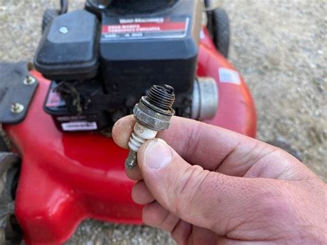 How To Remove A Spark Plug From A Lawn Mower Diy