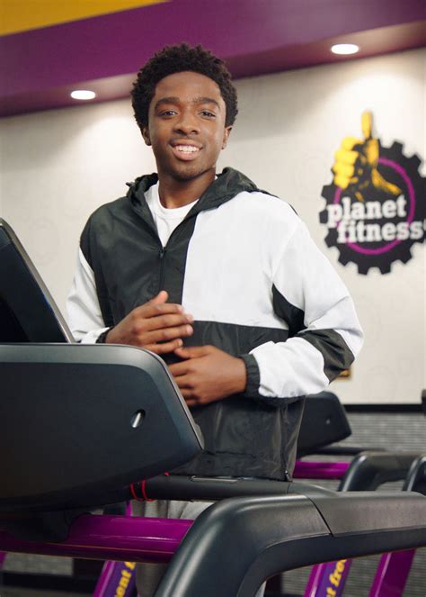 Stranger Things Caleb Mclaughlin Wants To Be Your Workout Buddy