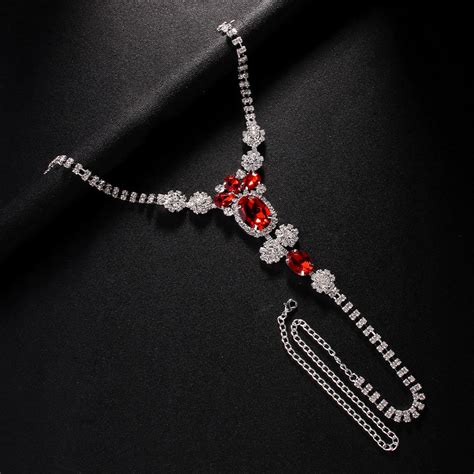 Fashion Ruby Bear Paw Thong Body Chain With Micro Insert Sexy Rhinestone Underwear Jewelry For