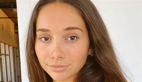 Kira Petilli Bio Age Height Models Biography