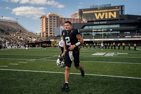 Espns Heather Dinich Projects Cfp Top 12 After Week 4 Saturday Down