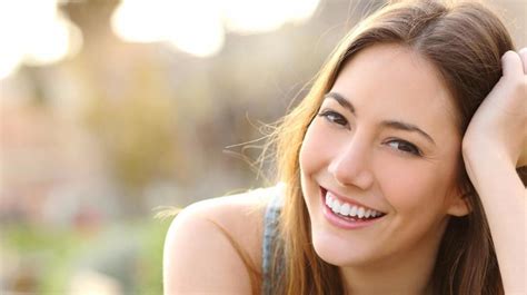 3 Ways Of Replacing A Missing Tooth