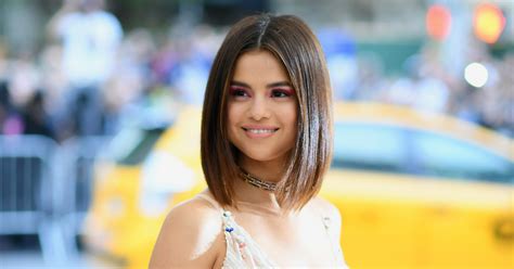 Selena Gomez Reveals New Tiny Tattoo A Collarbone Cross