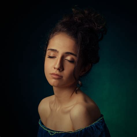 Negin Mehdi Mokhtari