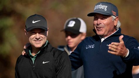 Fred Couples Smashes Golf Stigma With New Club Setup