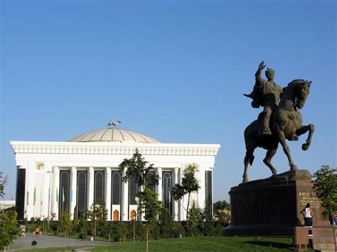 Premium Photo Amir Timur Square