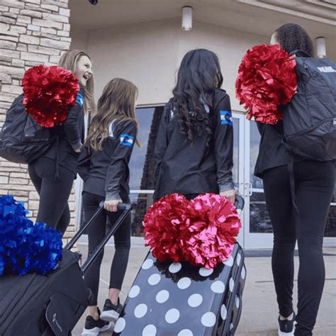 Cheerstar Cheer Poms Custom Styles And Colors Pom Express