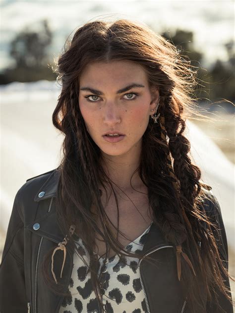 Home Ashlea Penfold Makeup Artist • Byron Bay Australia