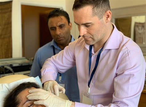 Dr Matthew Holman Flashback To Teaching Non Surgical Eye