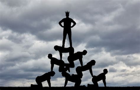 What are Flying Monkeys? Why Do Narcissists Use Them? - Virtual-Counseling.com