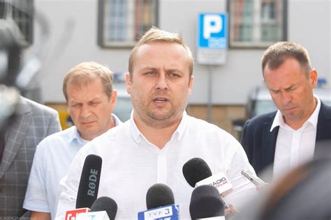 Lubin Śmierć Po Interwencji Policji Rodzina Bartosza Sokołowskiego Krytykuje Opinie Biegłych