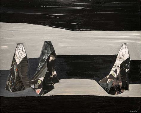 Women Passing Stephanie Arpels